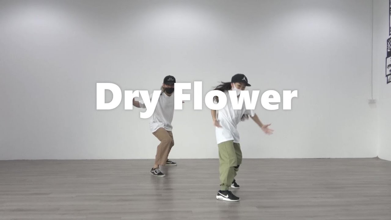 Yuuri Dry Flower by Kru Nut & Khongkwan - YouTube Music