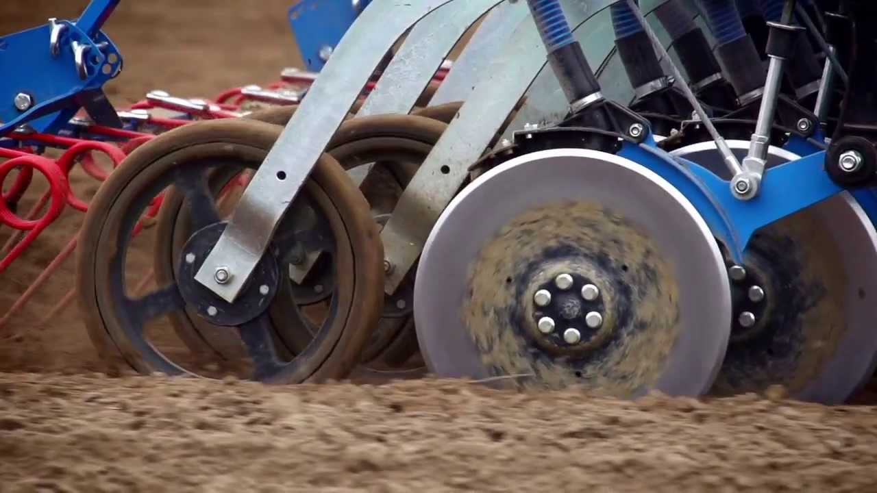 LEMKEN Double disc coulter - YouTube