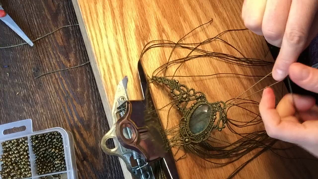 Micro macramé necklace with stone timelapse - YouTube