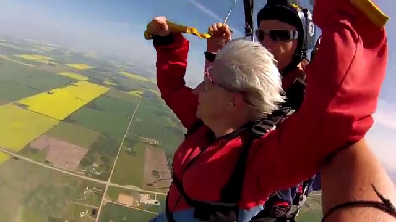 Kim Carty - Skydive - July 12, 2014 - YouTube