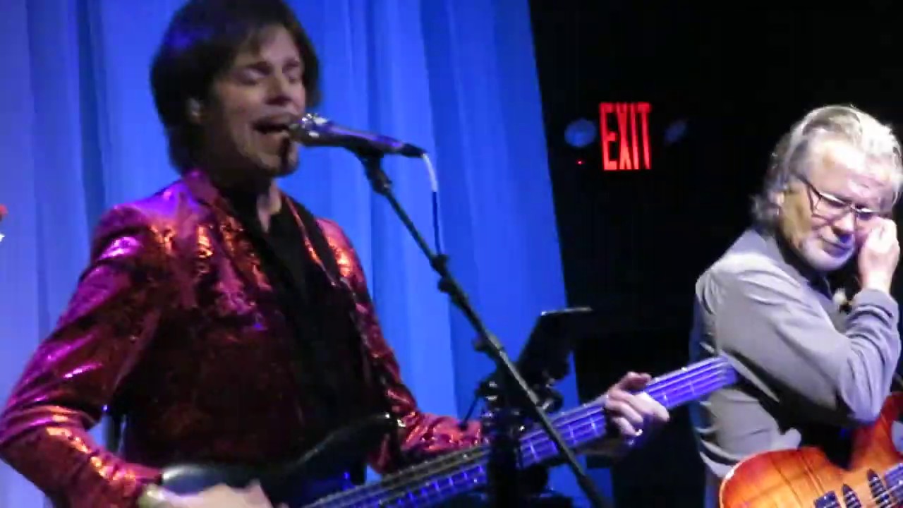 3.2 (Robert Berry) - Roundabout LIVE - October 27, 2019 - Atlanta - YouTube