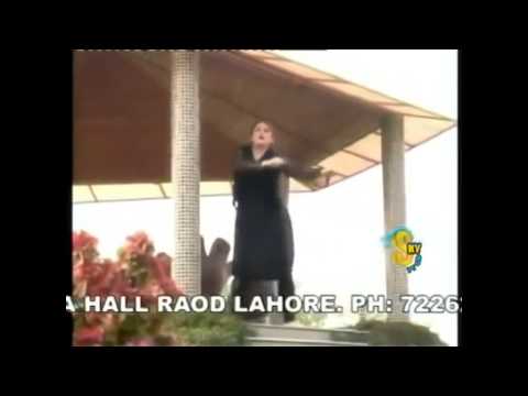 Watch Pakistani Filmi and Indian Bhojpuri Mix Mujra Dance