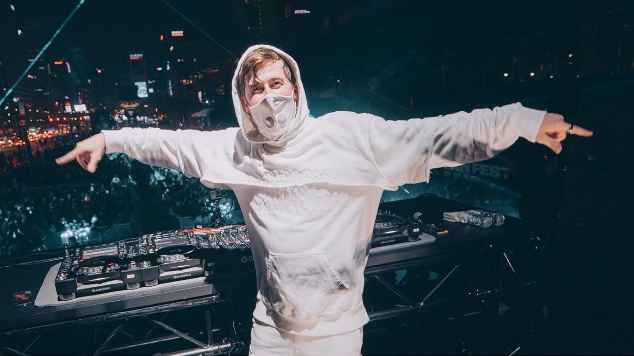 Alan Walker - Life [Alan Walker Style] vídeoclip - YouTube