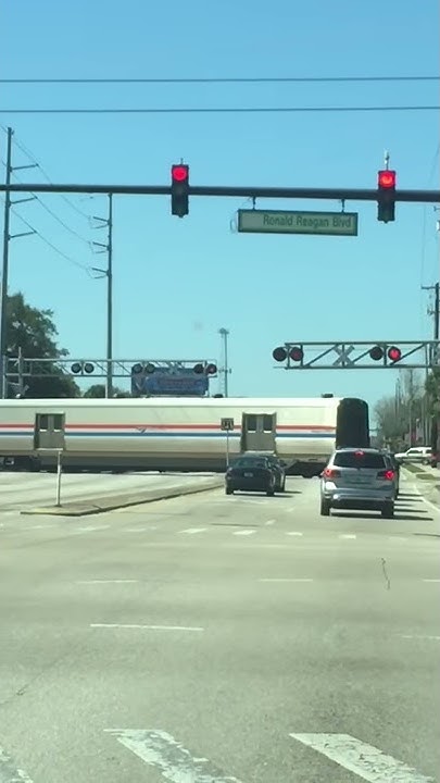 Amtrak silver meteor 97 with BRAND NEW viewliner two diner - YouTube