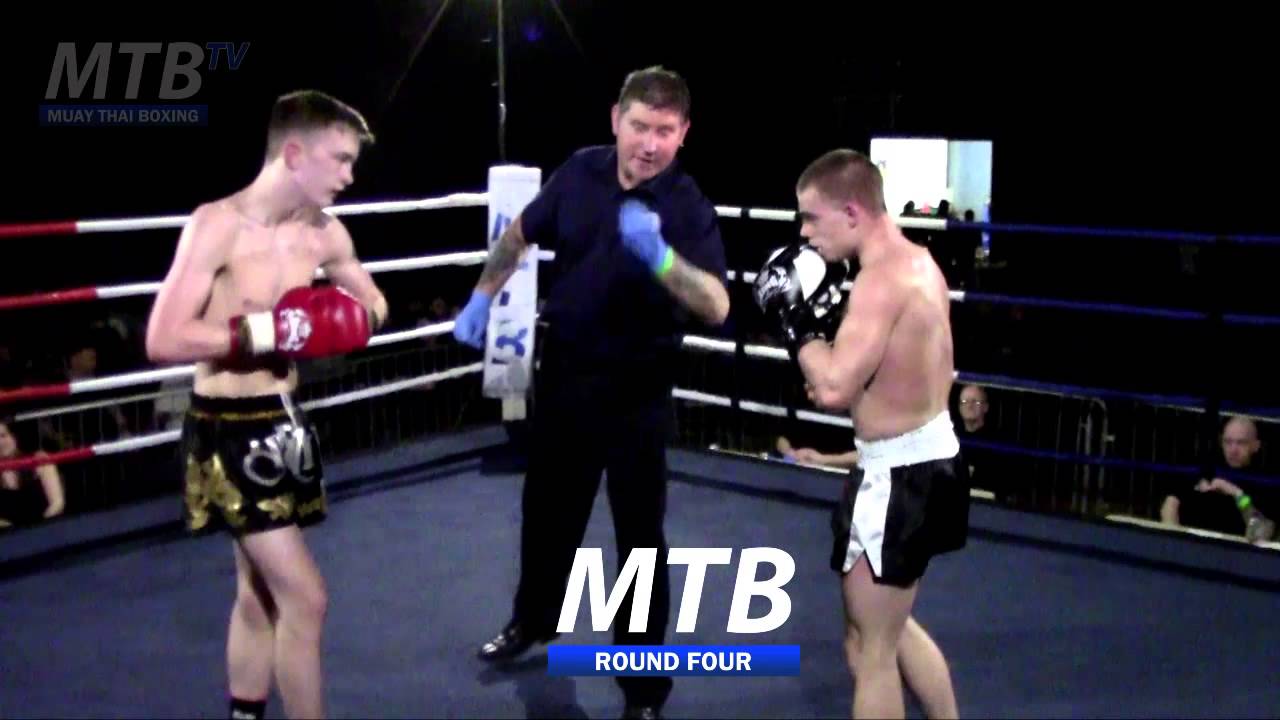 Brandon Bartell (A#1 Gym) vs Ross Trainer (D-Unit) - 68kg 'C Class ...