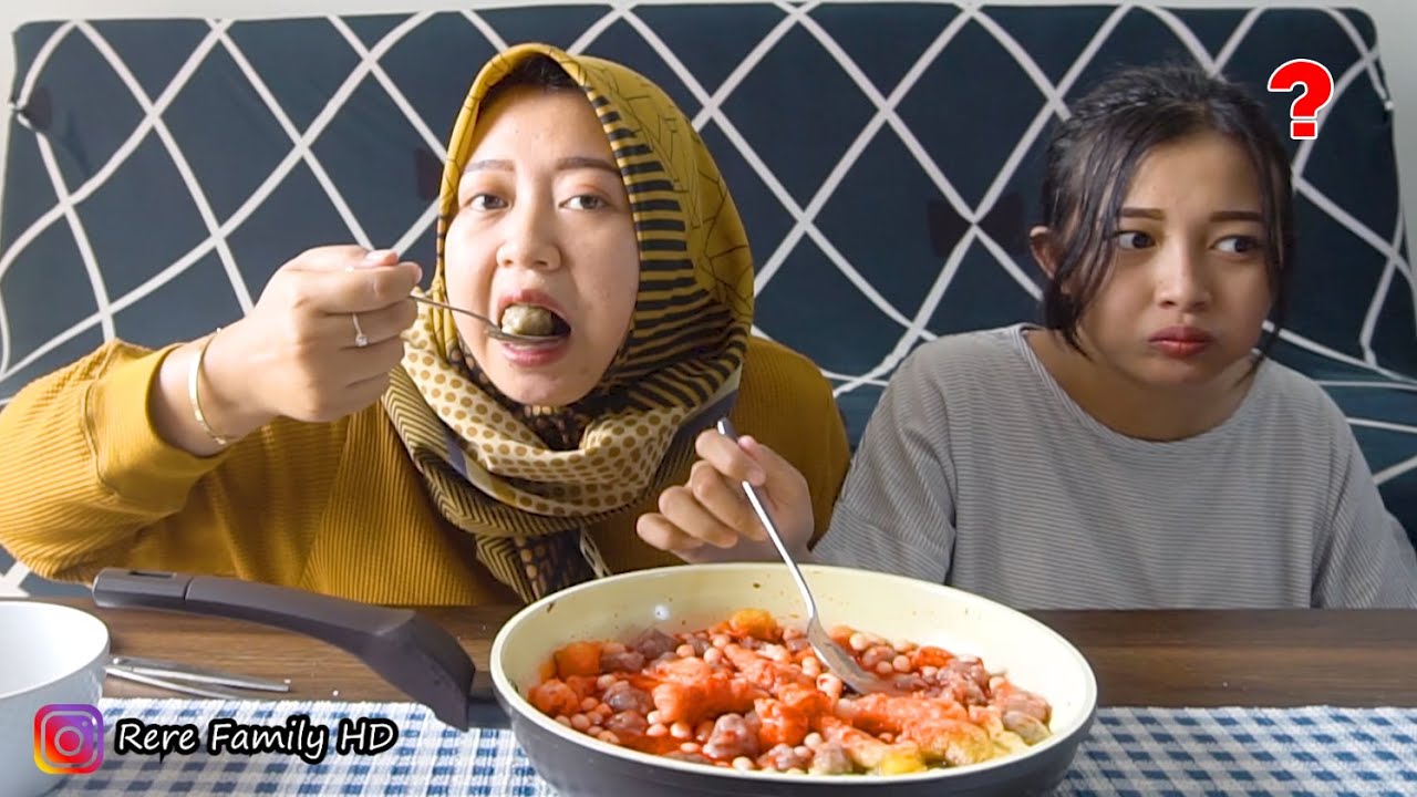 Mamah Rere Mukbang Bakso Aci Tulang Rangu Pedassss Youtube