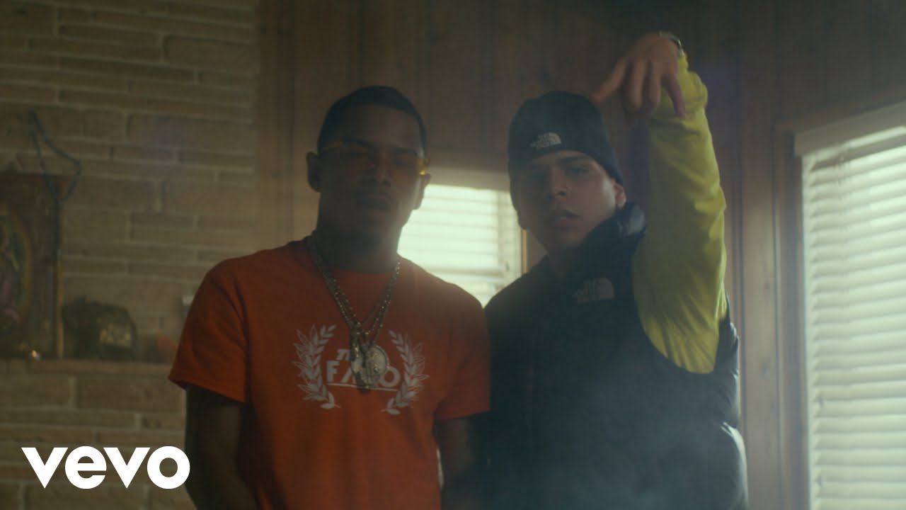 Jamby El Favo, KEVVO - Pidiéndome (Video Oficial) - YouTube