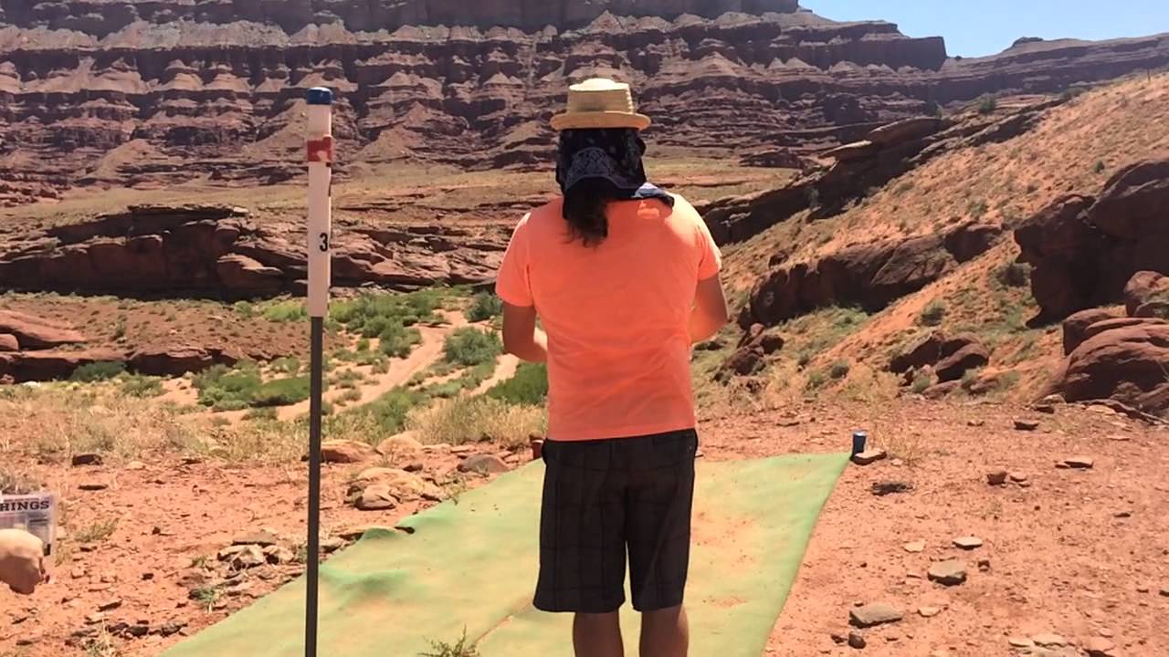 Disc Golf in Moab Basecamp Hole #7 2014 - YouTube