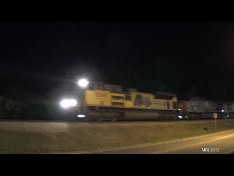 HD: UP 8549 leads CSX Q612-08 in Palmetto, GA - YouTube