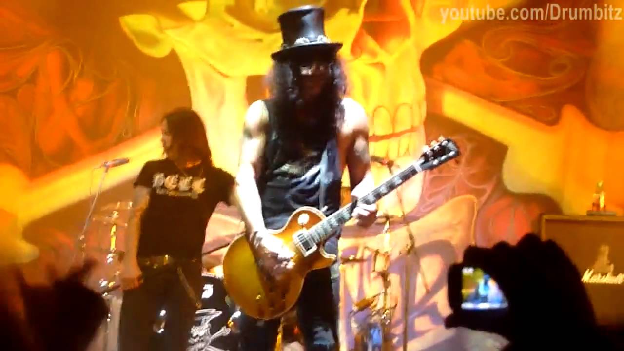 [HD] Slash - Rocket Queen feat. Myles Kennedy @ Live in Moscow - YouTube