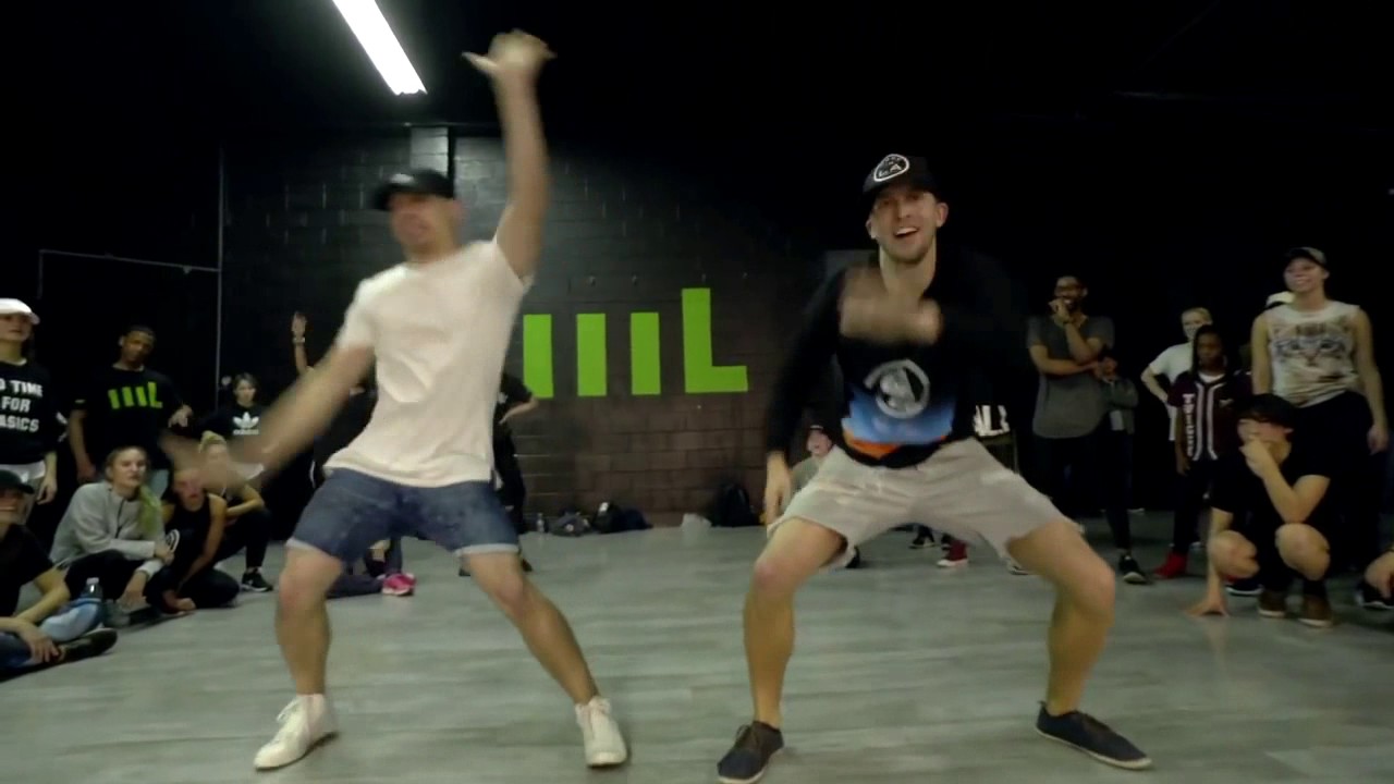 "SHAPE OF YOU" - Ed Sheeran Dance | @MattSteffanina @PhillipChbeeb ...