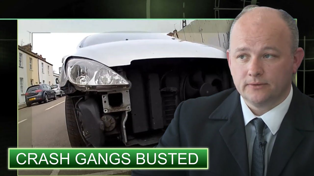Crash for Cash Gangs Caught by UK Police Unit - YouTube