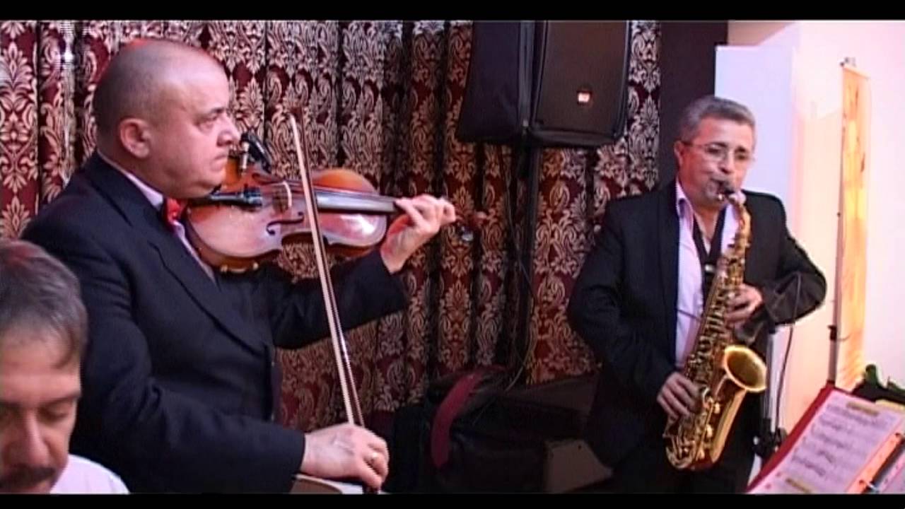 Formatia One Moment Roman - Sarbe instrumentale - YouTube