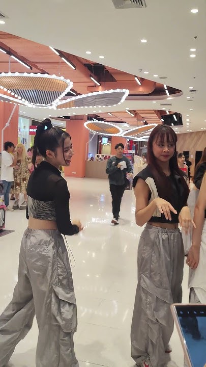 Mindy @ T-Pop Fandom - The Mall Bangkae【4K 60FPS】 - YouTube