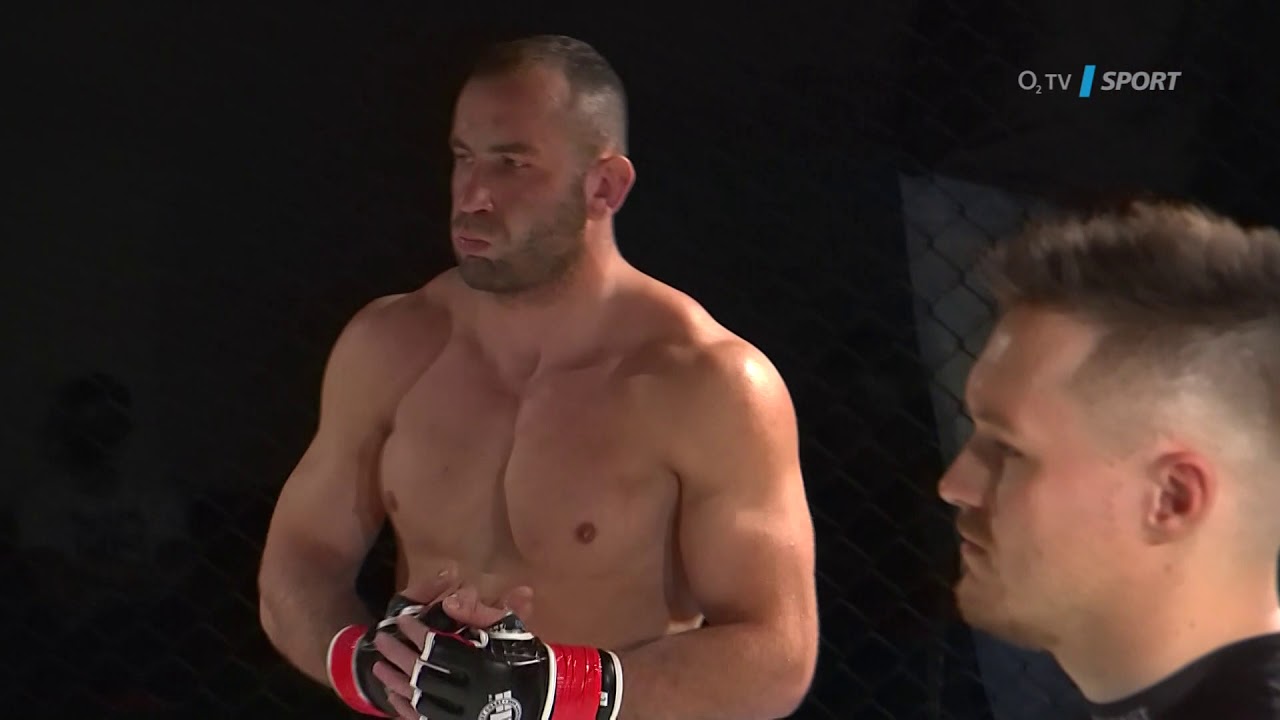 Szymon CHRIST vs. Dominik PODZEMSKÝ - YouTube