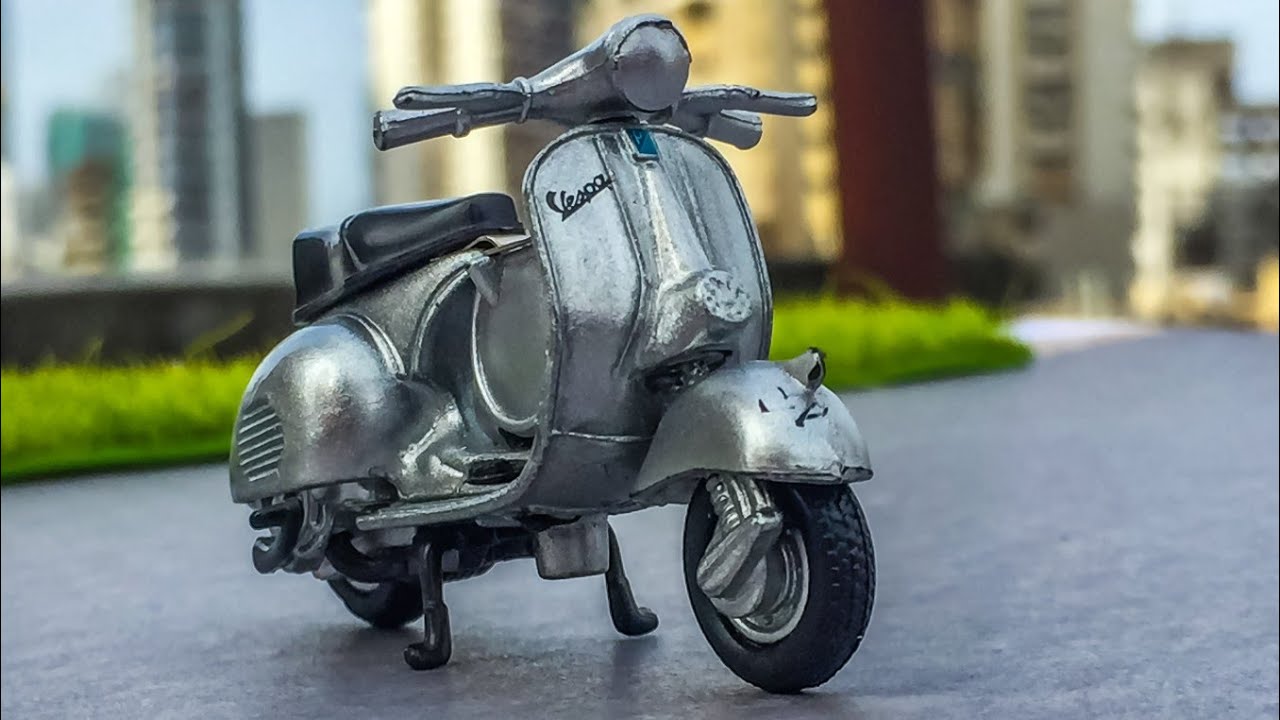 Mini Realistic Vespa 150 GS (1955) | 1/32 Scale | NewRay | Unboxing ...