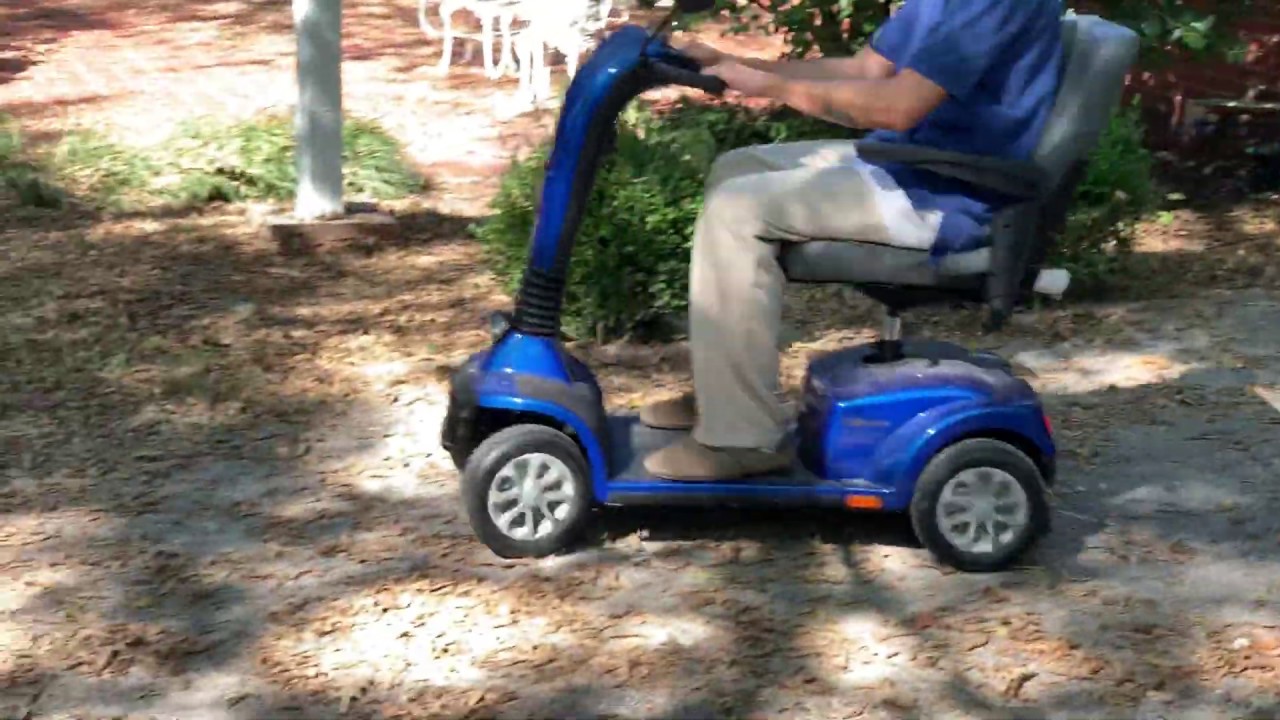 Lot # 0214: Golden Companion Four Wheel Power Chair - YouTube