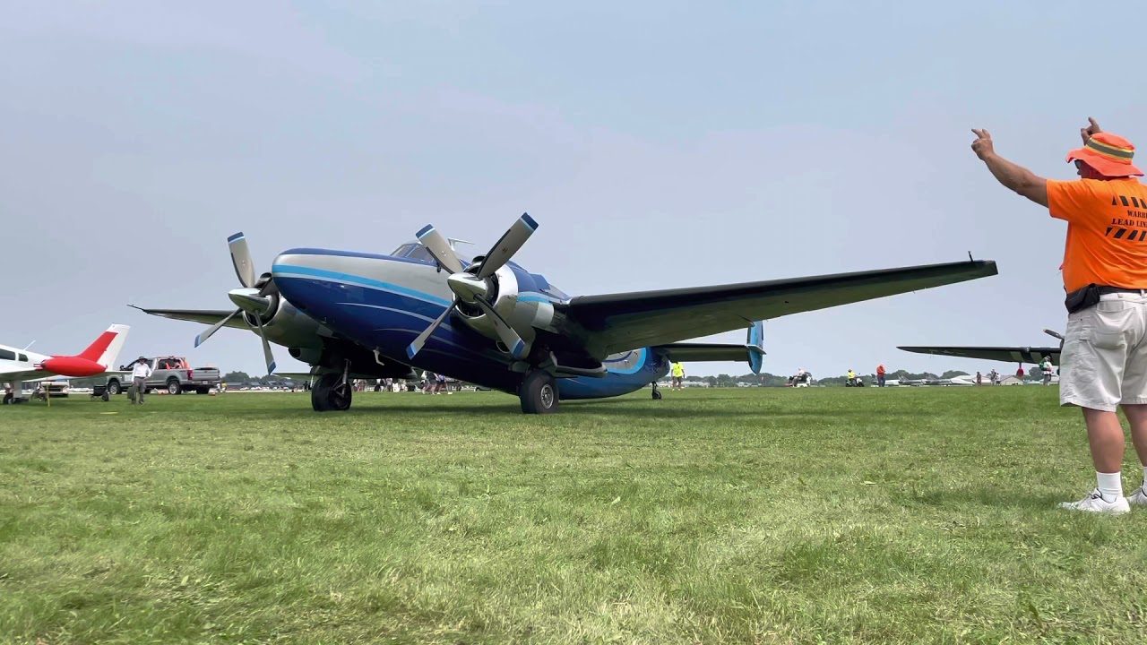 Super Rare! Howard 500 Start-Up and Taxi Out at EAA AirVenture 2021 ...