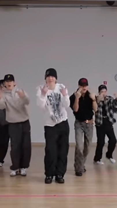 Python dance practice ไลน์เต้นเป๊ะ แข็งแรงดีอยู่🥰 #yugyeom #got7 #got7 ...