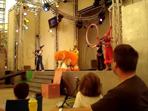 Skyline Gang, Butlins Be A Clown - YouTube