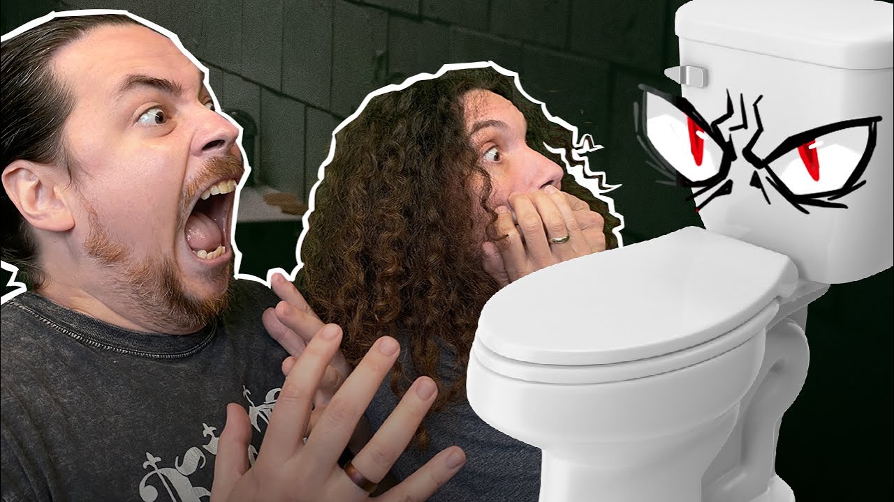 We play a toilet based horror game | Toilet Chronicles - YouTube