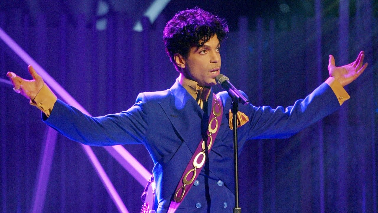 Now Everyone's Wondering If Prescription Drugs Killed Prince - YouTube