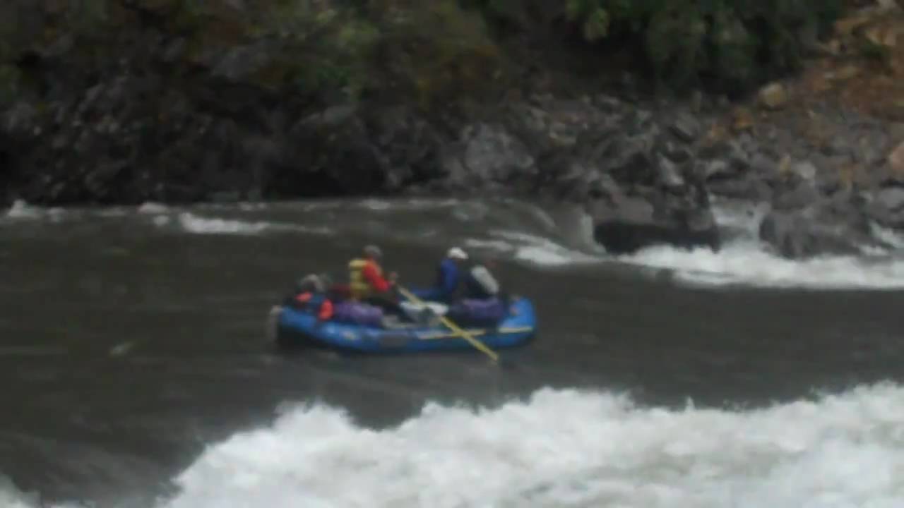 Main Salmon, Chittam - June 2009, 35,000cfs - YouTube