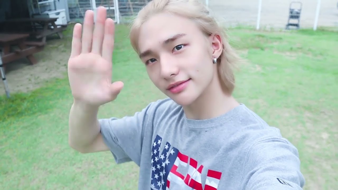 [ENG SUBS] SKZ VLOG Hyunjin ; Hyun e's Holiday with Kkami - 200814 ...