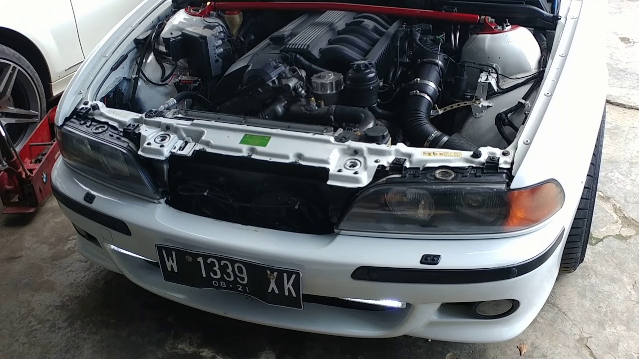 E39 m52 engine sound ep5 - YouTube