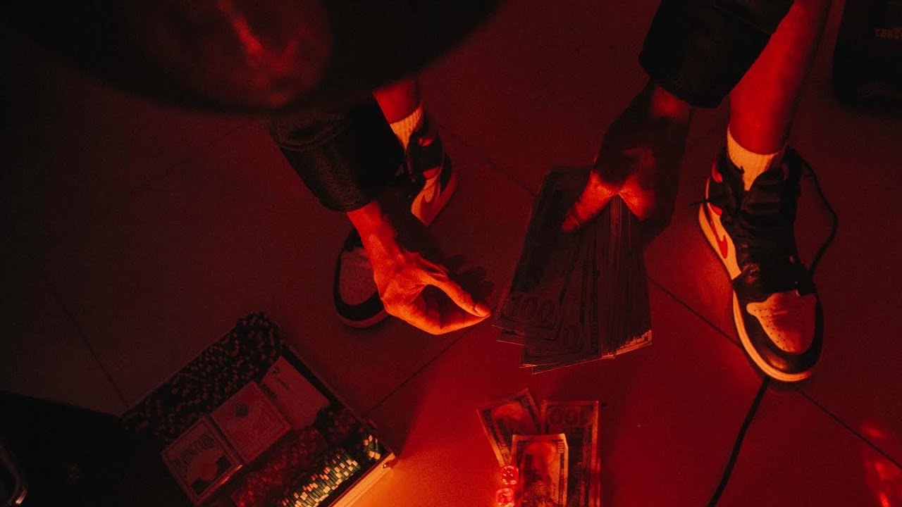 Laro Don - Churchhill Downs Freestyle (Official Visualizer) - YouTube