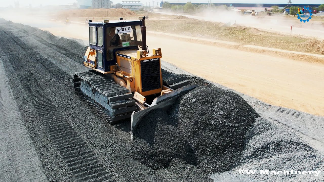 Perfect Action Operation Dozer Komatsu Spreading Gravel Installing ...