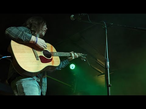 Brayden Stewart-Run Away With Me (Martin Antonio Cover) - YouTube