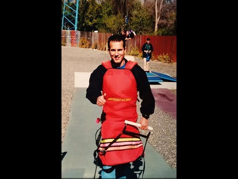 Dive Devil Six Flags Magic Mountain Fevereiro 1997 - YouTube