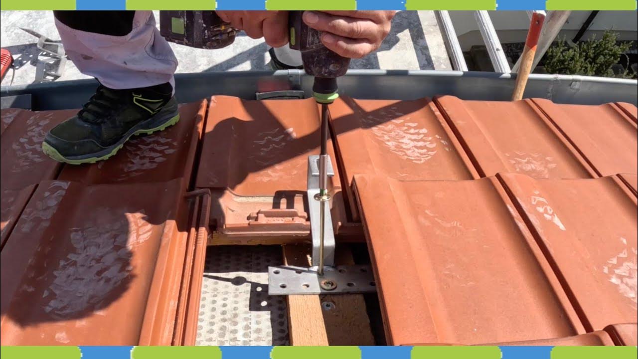 👉Unterkonstruktion für PV Anlage Haken plus Schienen von 2K installieren - YouTube