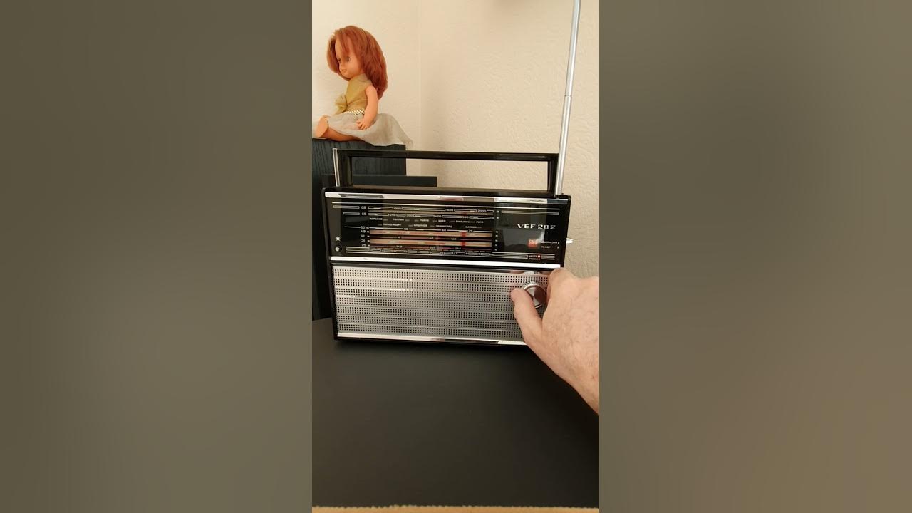 ВЭФ 202 с ФМ - YouTube