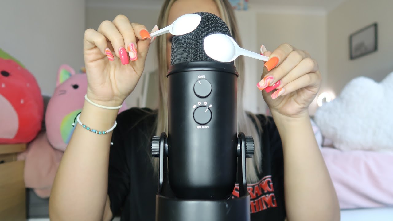 ASMR Spoons On The Mic (NO TALKING) - YouTube