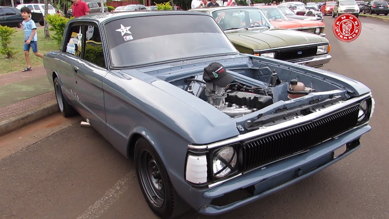 Reviviendo la Elegancia Clásica: Ford Falcon 1980 - YouTube