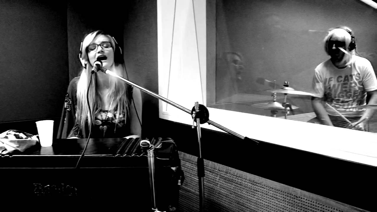 Miss Little - A place without time live on 2ser - YouTube