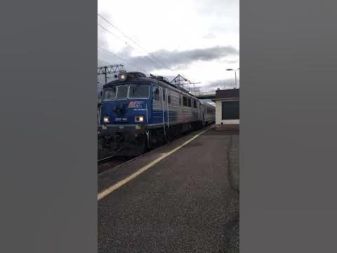 Odjazd pociągu EP07-456 IC 48102 Szyndzielnia Relacji Bielsko-Biała Główna - Ustka - YouTube