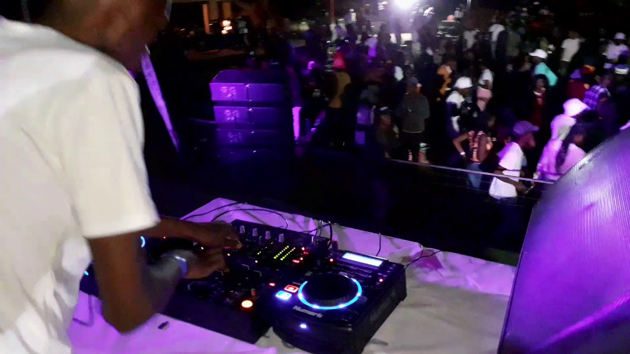 Kaymo x deep Live At Cassa Denova Cn Mahlangu Refreshers - YouTube