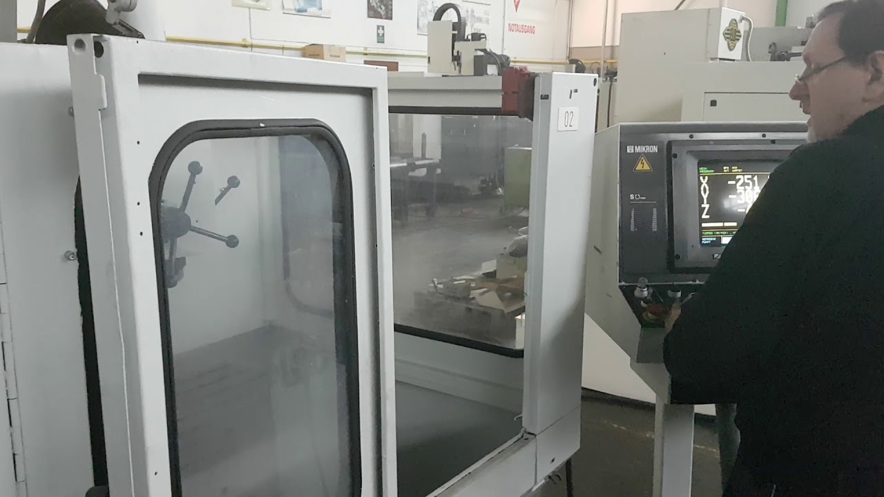 universal Milling Machine Mikron WF 31D Axes - YouTube
