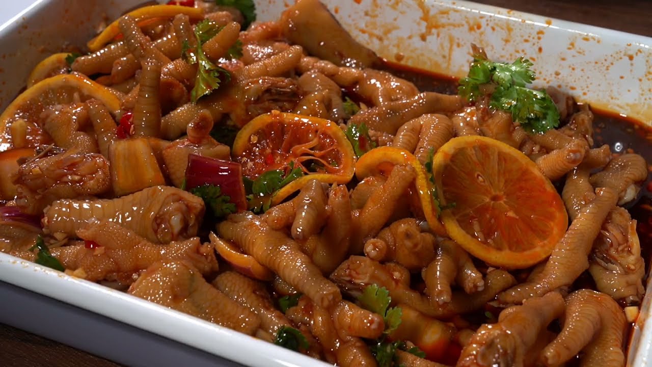 Internet celebrity hot and sour lemon chicken feet sour and spicy ...