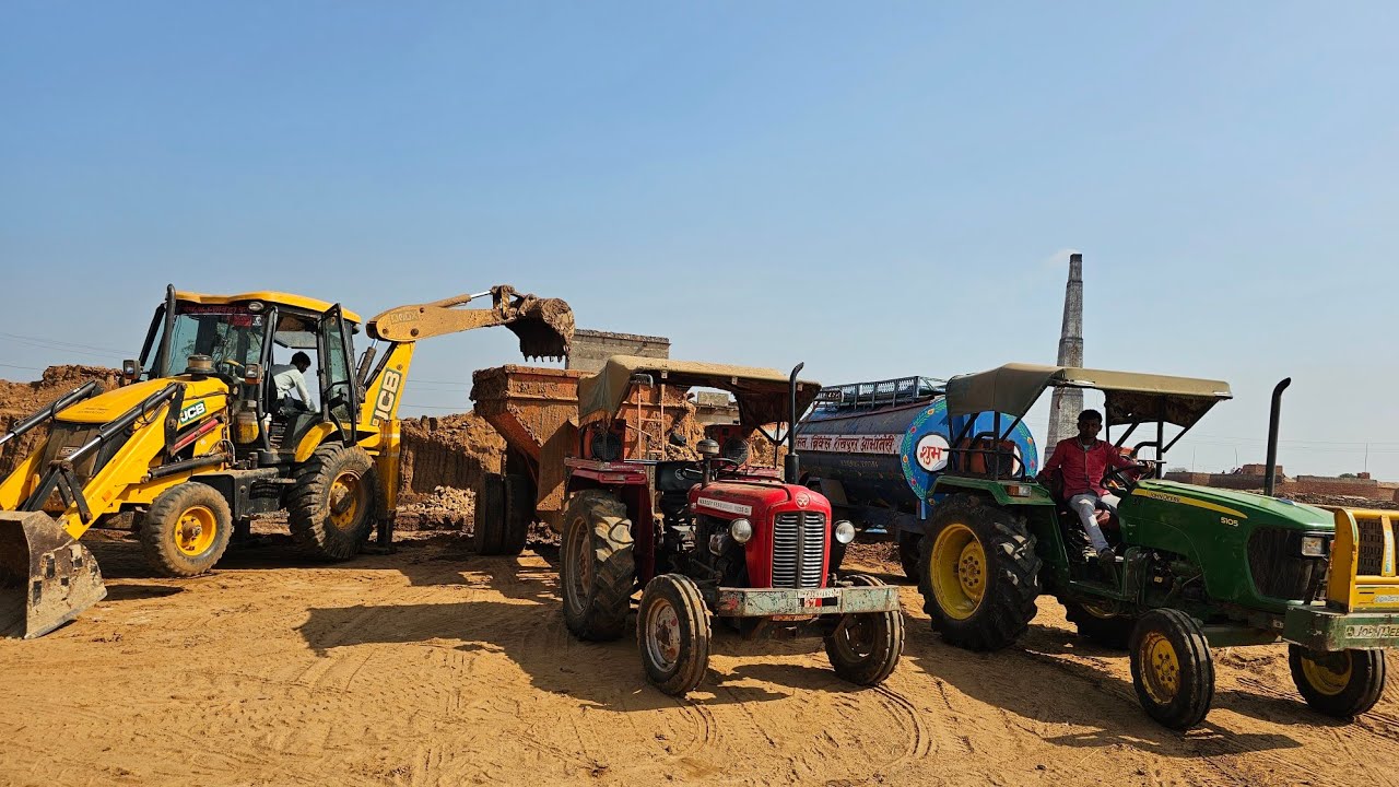 Jcb 3dx Backhoe Machine Loading Mud in Massey and John deere Tractor ...
