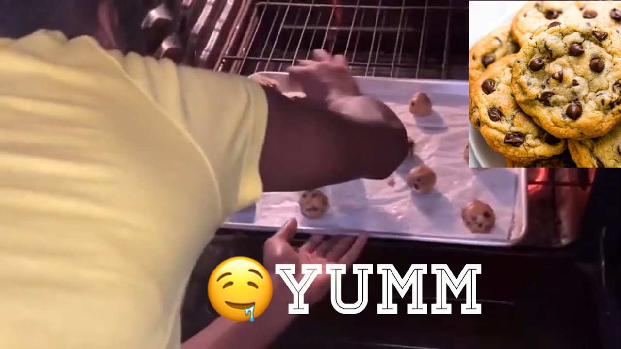 Cooking cookies🍪 ft:Cousins - YouTube