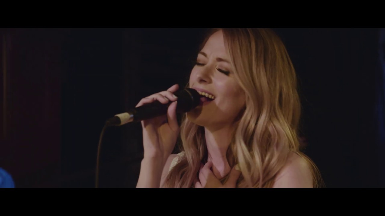 Léa Jarry - Lancement de Entre temps - YouTube