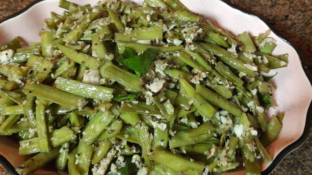 Cluster Beans fry சீனிவரங்காய் பொரியல் - YouTube