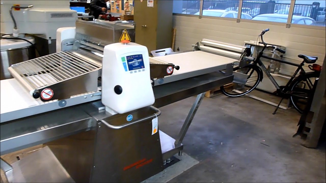 Seewer rondo SCM 50 and rondostar 3000 Canol Pastry line. - YouTube