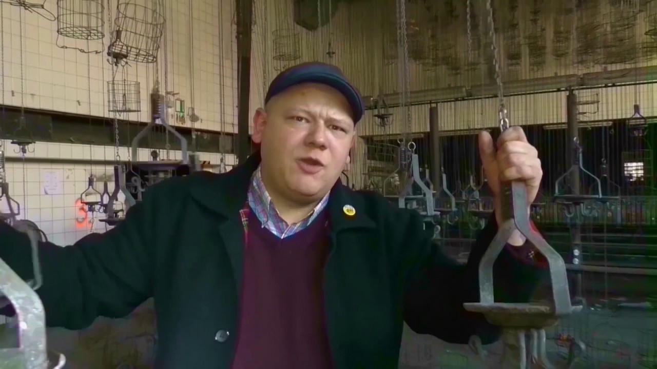 Drencrom Skins - Parasite (Offical-Video HD) - YouTube