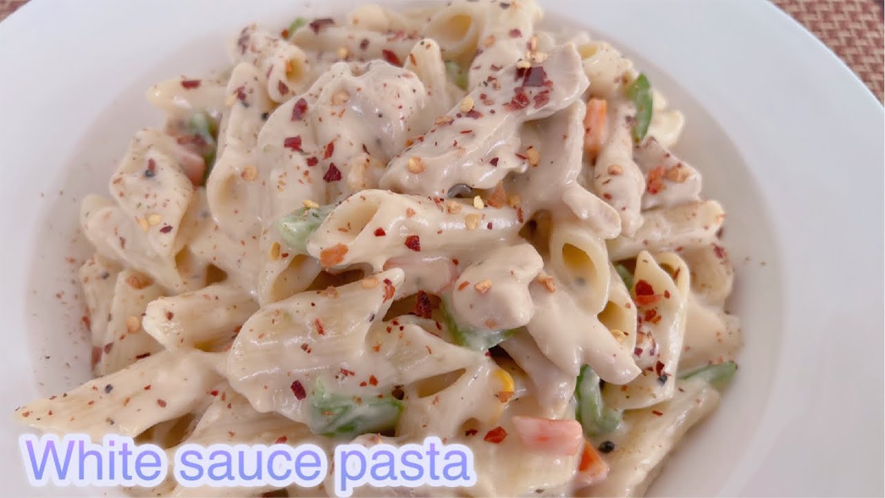 White Sauce Chicken Pasta Recipe / Creamy &Cheesy White Sauce Pasta ...