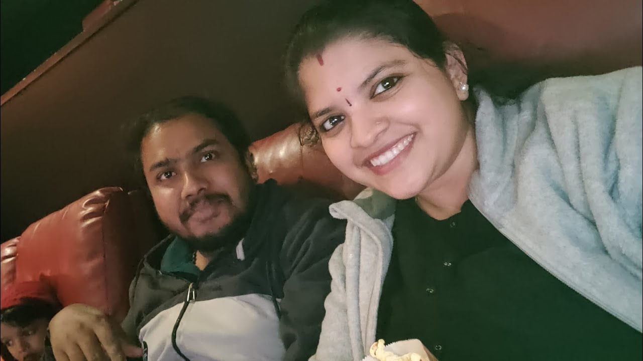 FDFS movie experience for the first time in the US 🍿🍿🍿 - YouTube